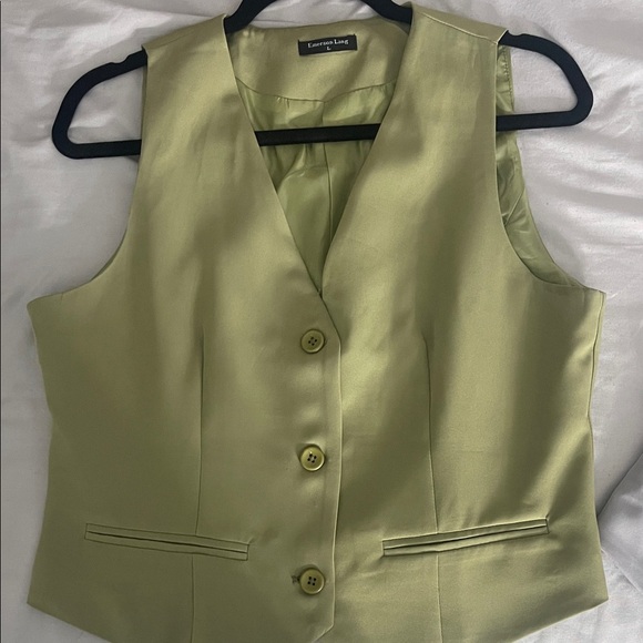 Tops | Green Buttonup Vest | Poshmark